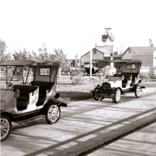 Legend City - Attractions - Car Rides