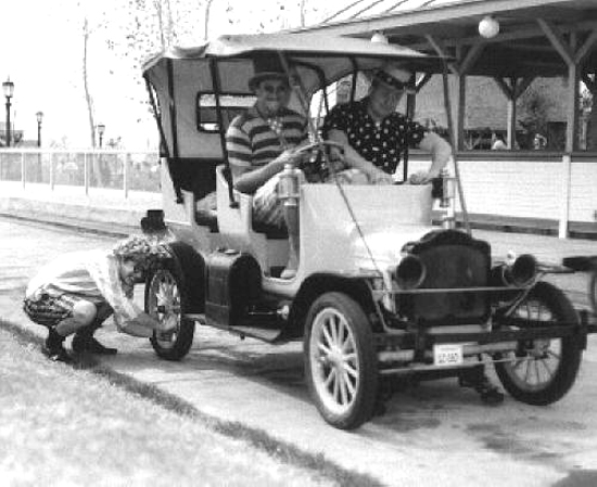 Legend City - Attractions - Car Rides